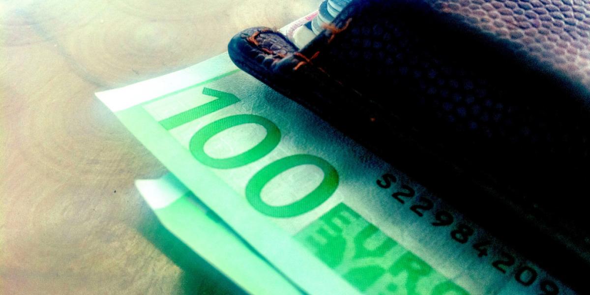 Cash Banned, Freedom Gone | Mises Institute