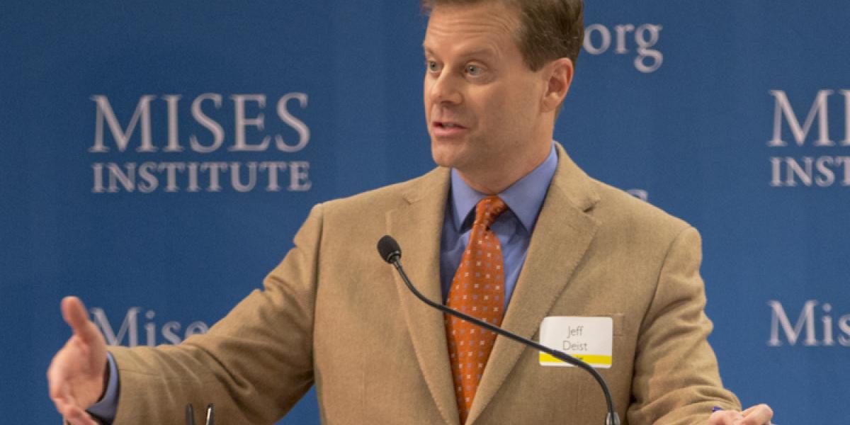 Alt-Right vs. Socialist Left: What It Means for Liberty | Mises Institute