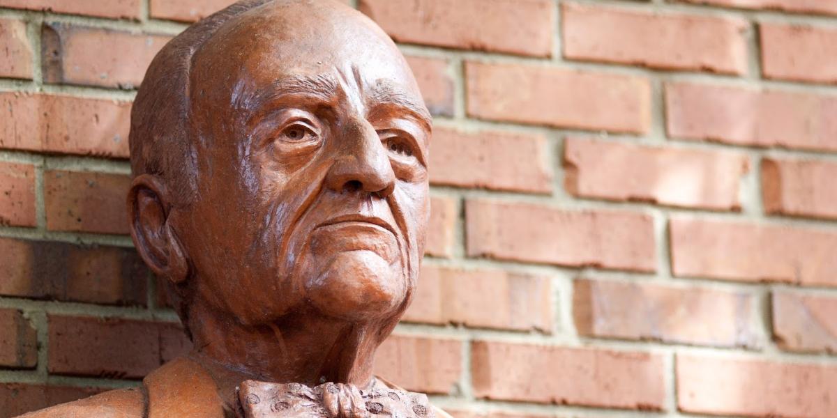 Interview with Tho Bishop: Economic Populism and the Role of the Mises ...