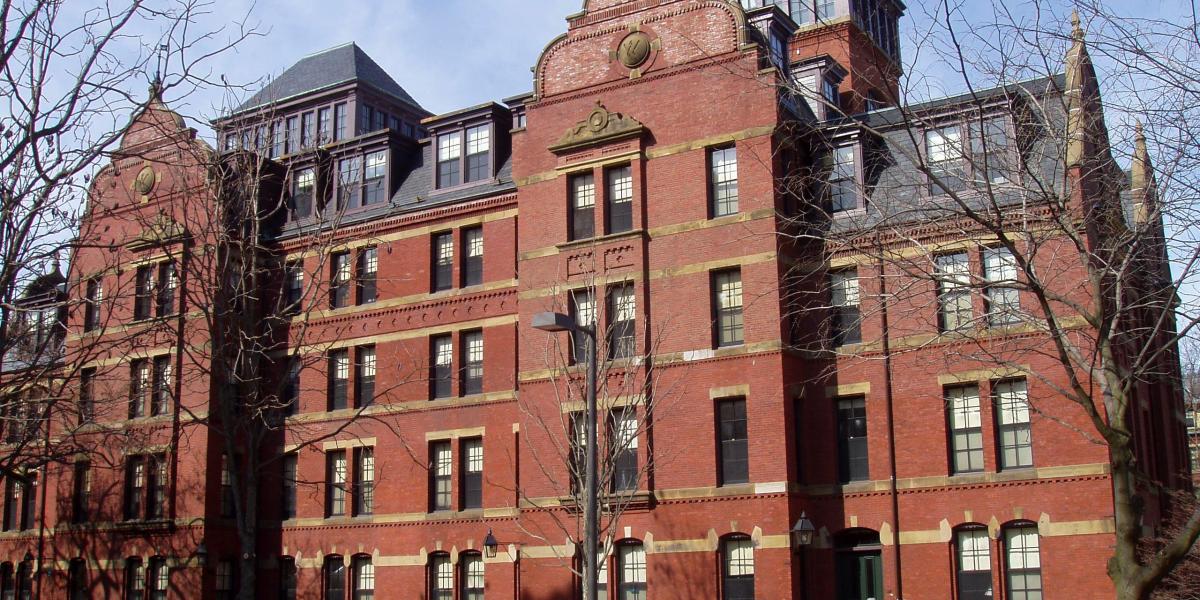 In Defense of Outsourcing | Mises Institute